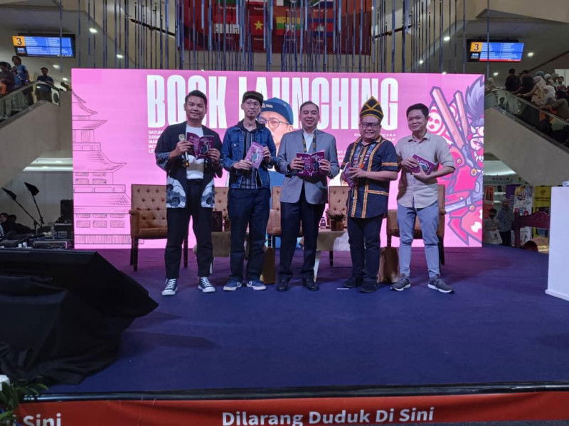 Getaran | Semasa | Sir Cloud Lancar Buku, Kongsi Pengalaman, Liku-Liku ... Getaran | Semasa | Sir Cloud Lancar Buku, Kongsi Pengalaman, Liku-Liku ...