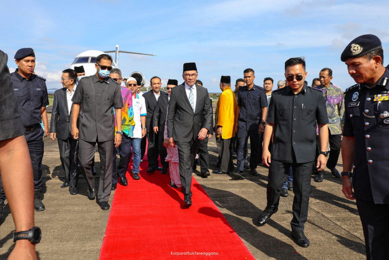 Getaran | Semasa | Sultan Terengganu Berkenan Terima Menghadap PM Anwar Getaran | Semasa | Sultan Terengganu Berkenan Terima Menghadap PM Anwar